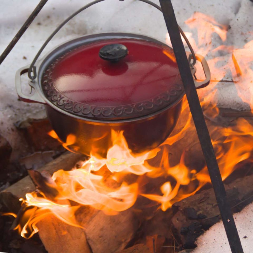 15 Easy Campfire Recipes To Try on Your Next Outdoor Adventure