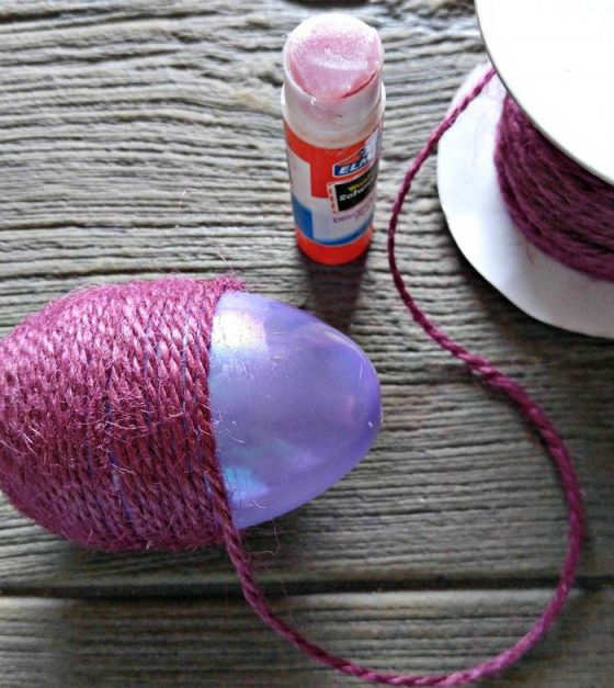 Rope Wrapped Eggs - Farmhouse Easter Decor Project