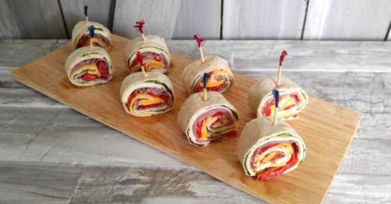 Roast Beef Wraps with Cheese & Roasted Red Peppers