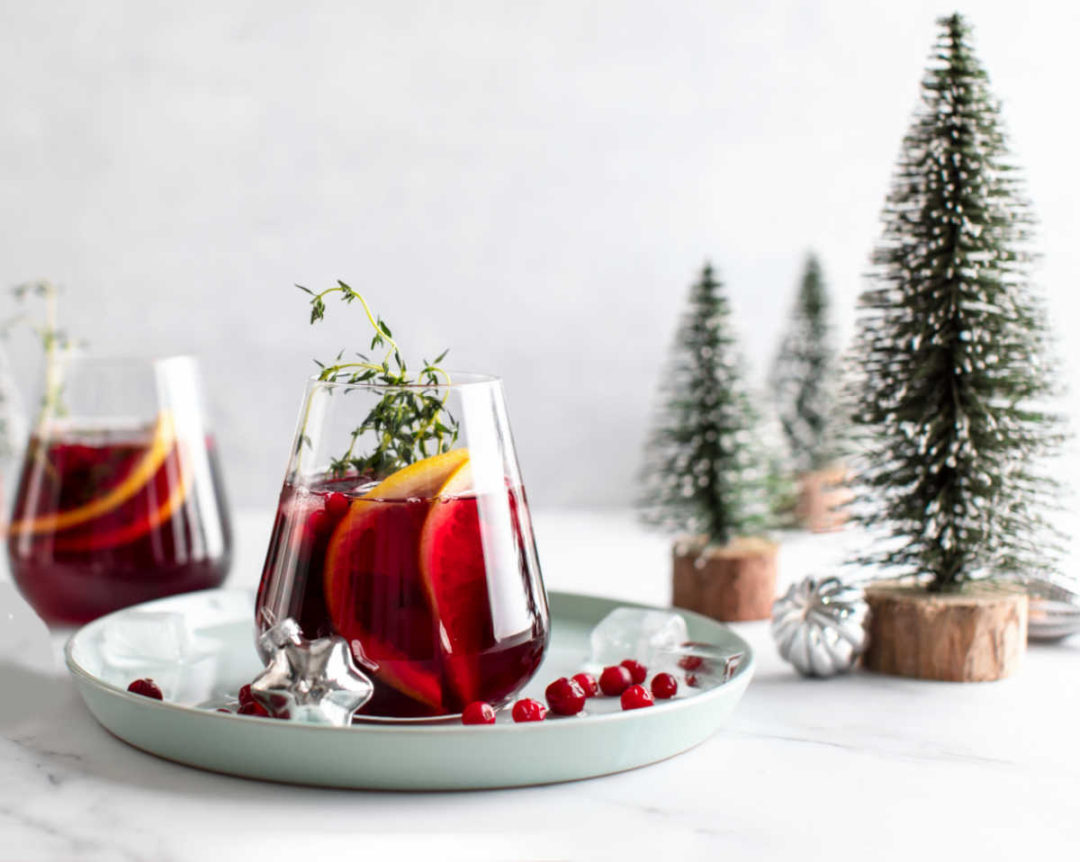 Winter Spices - List of Christmas Spices Plus Best Herbs for Xmas